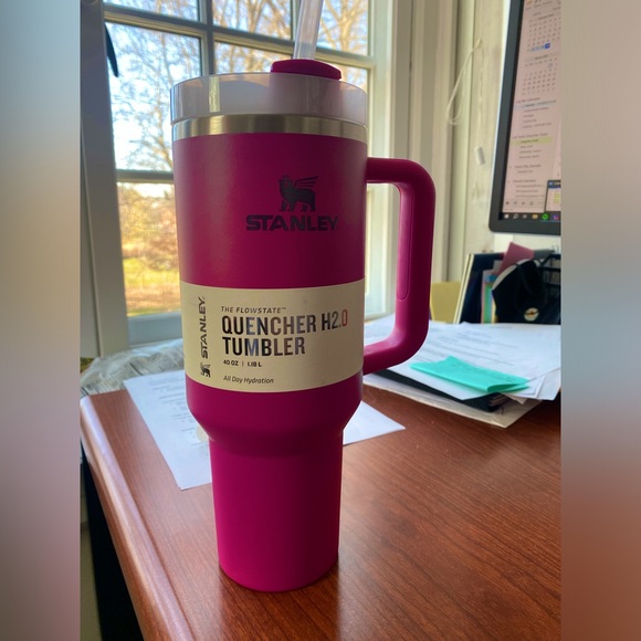 Stanley | Dining | Stanley Quencher H2 Flowstate Tumbler 40oz Fuchsia ...